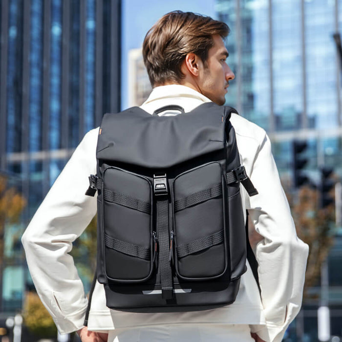 MARK RYDEN - CapaFlex Expandable Everyday Backpack - Black